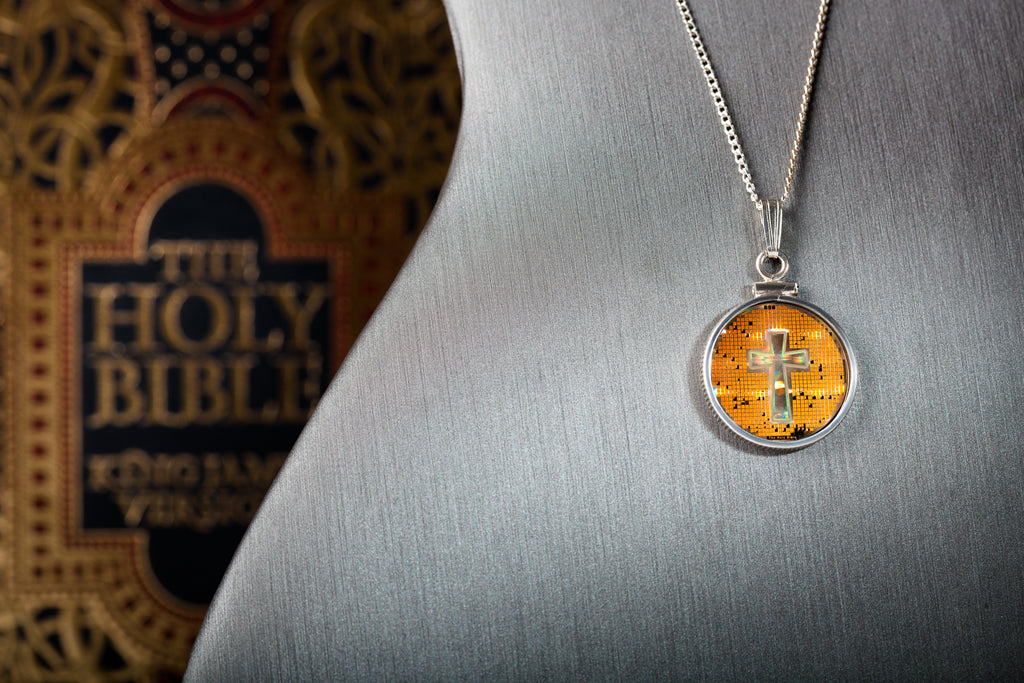 SARAH HA Jewelry with NanoFiche™ engraving Technology – SARAH | HA